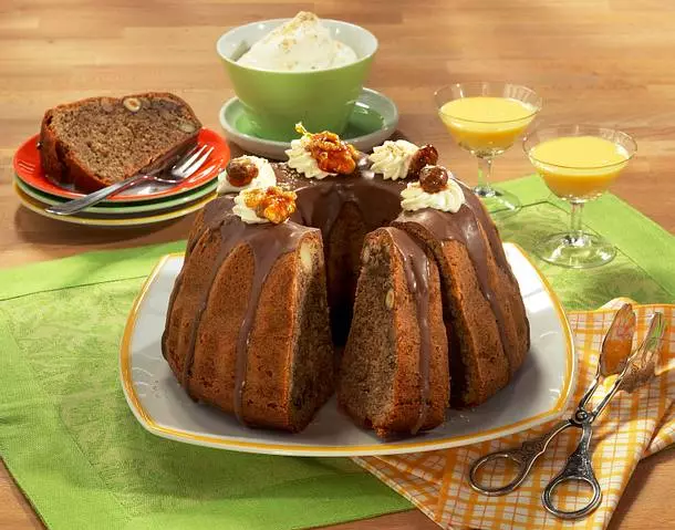 Nut bundt cake recipe