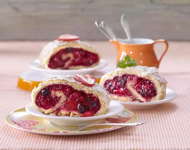 Resipi Swiss roll jeli merah