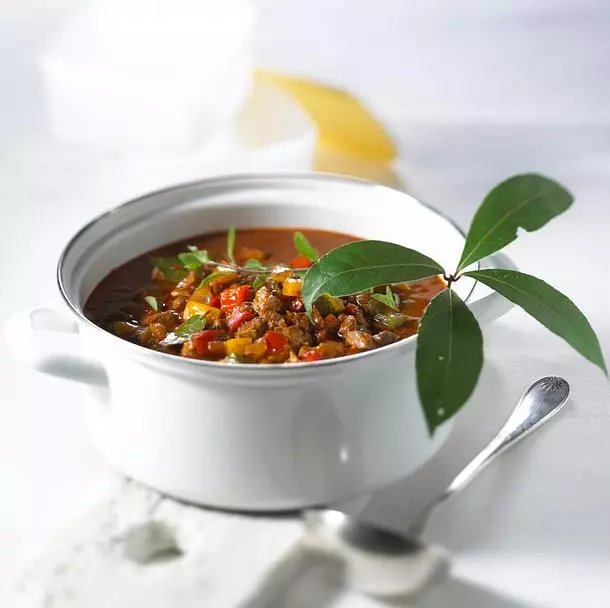 Công thức súp goulash của Ingrid 10591_1