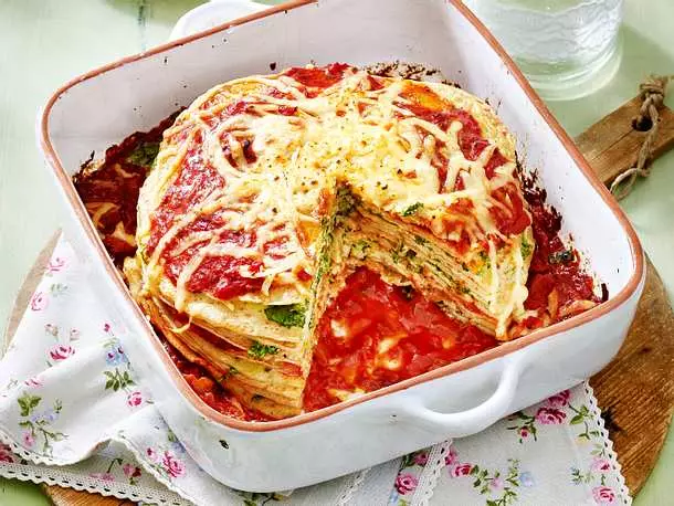 Siap kanggo open ing wektu cendhak: Pancake Bayam Lasagna resep