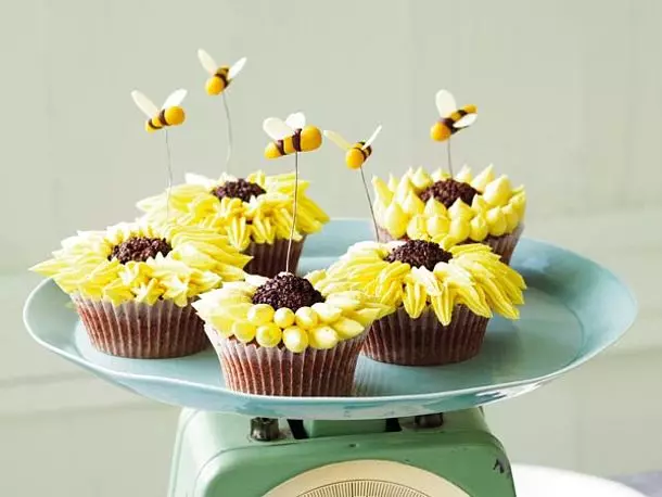 ສູດ Cupcakes Sunflower