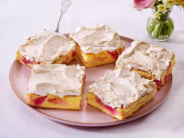 Rhubarb Meringue Cake ji Recipe Tin 15501_1