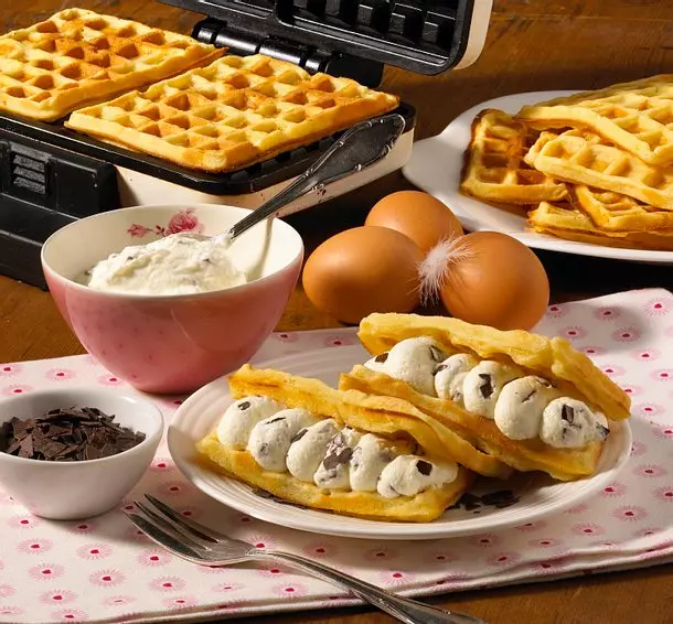 İçli Waffle Dilimleri Tarifi 15935_1