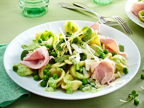 Spring pasta nepizi uye ham recipe