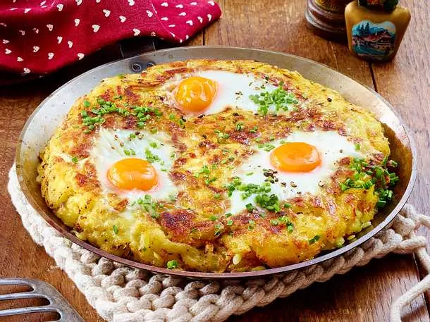 Rösti met gebakte eiers resep 19918_1