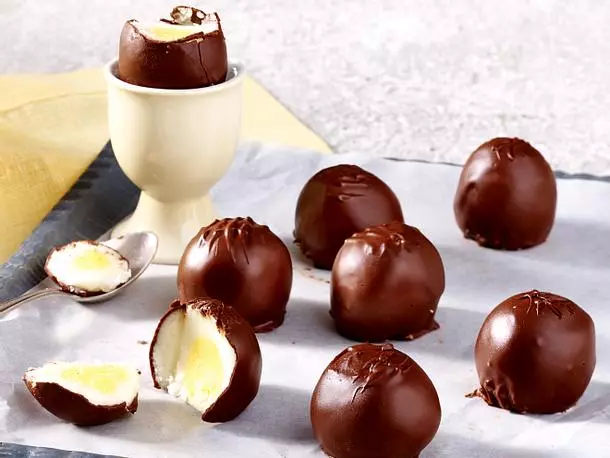 Homemade Chocolate Cream Easter Mazai Recipe