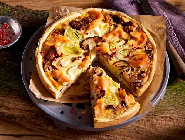 recette Quiche aux cèpes et saumon 22149_1