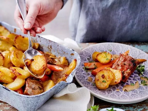 Recepta d'orinal de filet sota la campana de patates