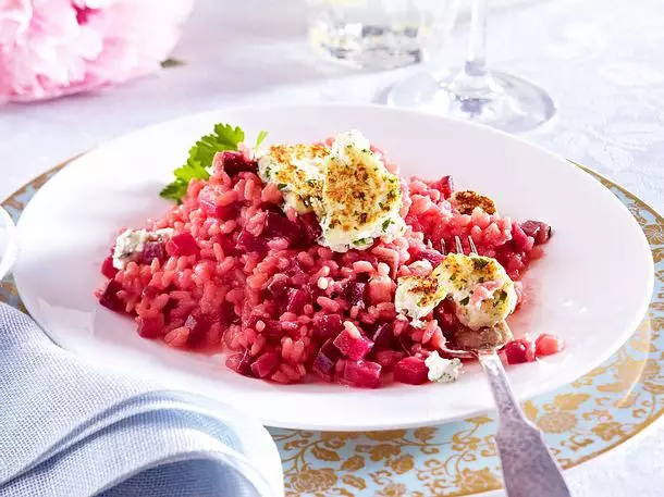 Kızarmış ot paneer tarifi ile pembe risotto