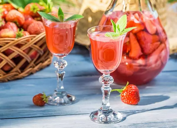 Resipe sa Strawberry Liqueur