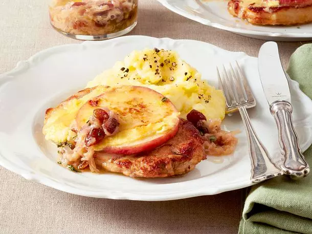 Gegratineerde appelschnitzel mei bûter cider saus resept 26792_1