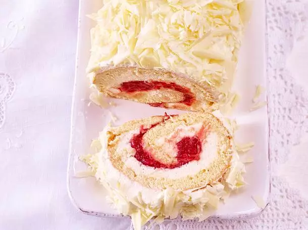 Рецепт Rhubarb Swiss Roll