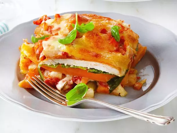 चिकन नुस्खा संग मीठो आलु लीक Lasagna 26953_1