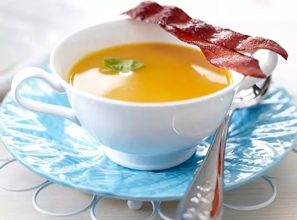 Sopa de cenoria e batata con receita Cabanossi 28148_1