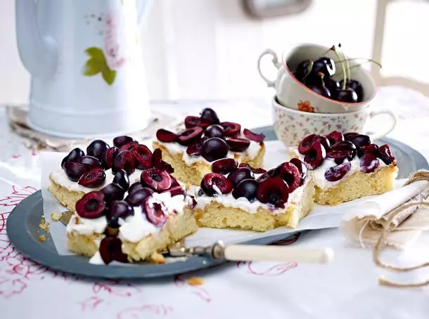 Cherry Ricotta Sheet Cake Recipe 29028_1