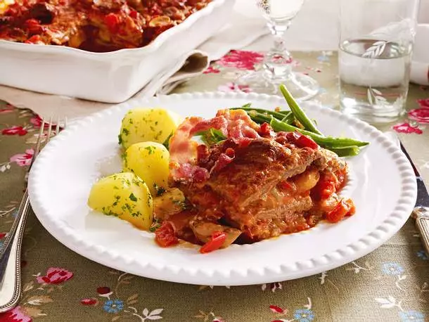 Recepta de cassola de roulade amb crema de tomàquet i ceps