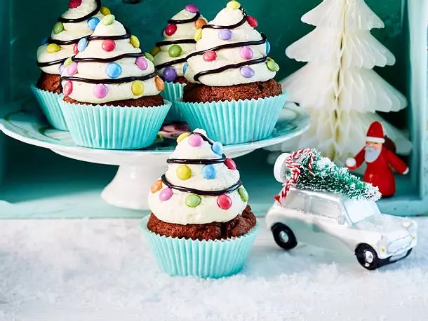 Creamy Christmas Cupcakes Daim ntawv qhia 3112_1