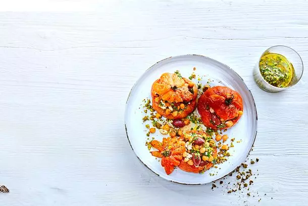 Tomato buoys na may pistachio gremolata recipe 31777_1