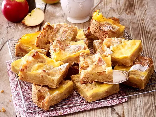 នំ Apple Crumble ជាមួយរូបមន្ត Custard ដុតនំ 3251_1