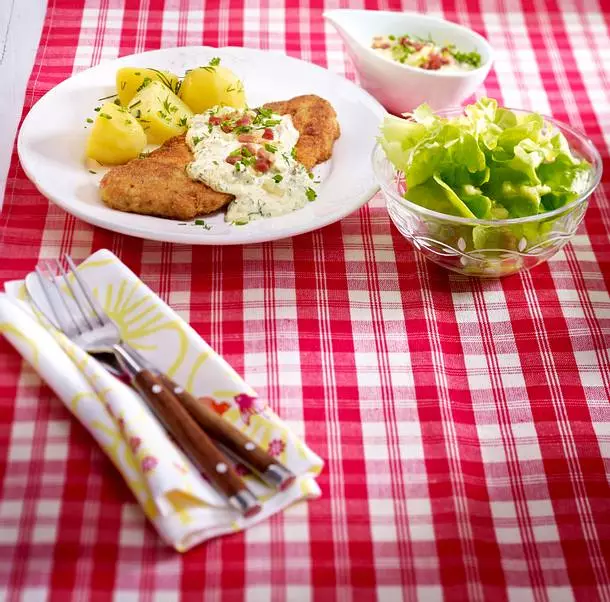 Chinsinsi cha Hessian sour schnitzel 33385_1