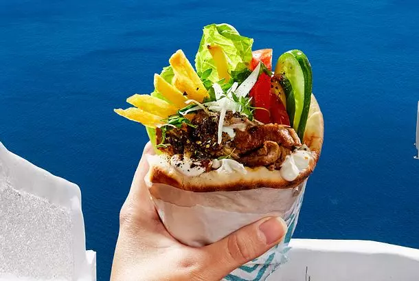 Island Hopper Gyros Pita Recipe 33512_1