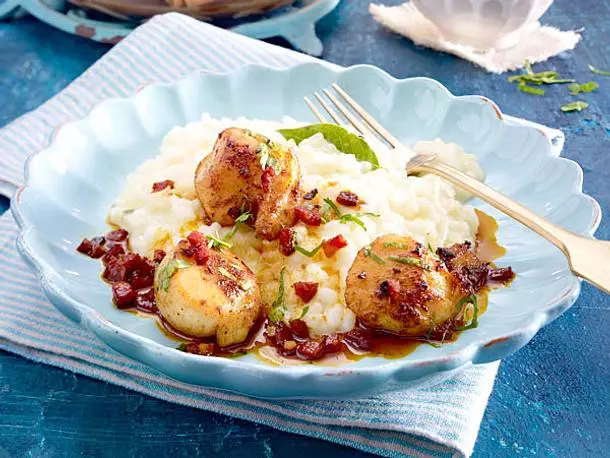 Risotto classico ine scallops uye chorizo recipe