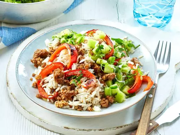 Bodring salat retsepti bilan paprika qovurilgan guruch