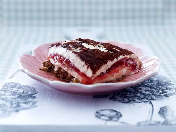 Plum Cantuccini Tiramisu Resep 36447_1