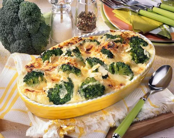 Broccoli Mashed Potato Casserole Ntụziaka 36732_1