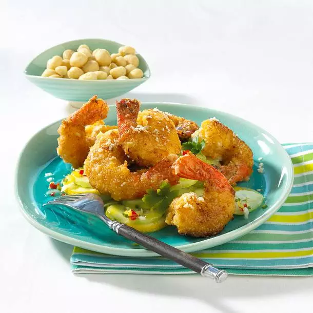 Chili Cucumber Salad with Macadamia Shrimp Recipe 37036_1