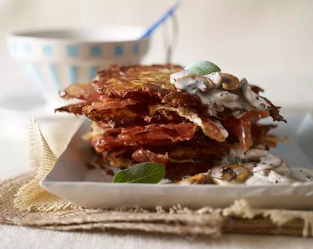 Recept na chrumkavé zemiakové parmezánové Rosti s krémovými hubami 37691_1