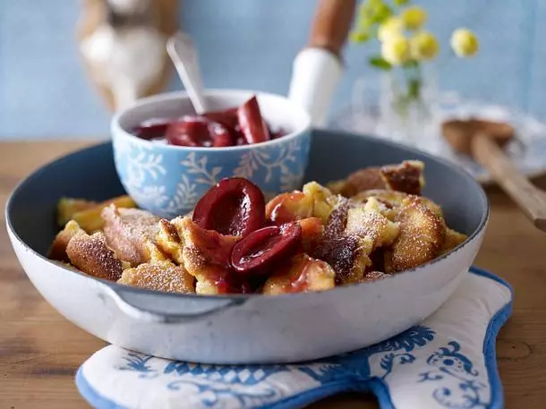 বরই কমপোট রেসিপি সঙ্গে Kaiserschmarren 39685_1