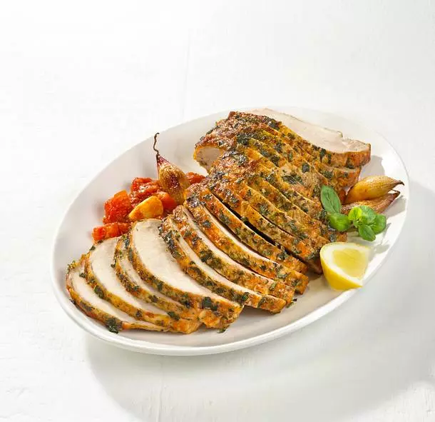 Gegrillte Marjoram Schweinefleesch an Tomatenzooss Rezept 39688_1