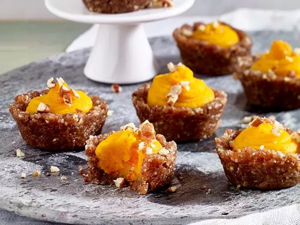 Riċetta Small Pumpkin Tarts (nejjin u vegan). 46289_1