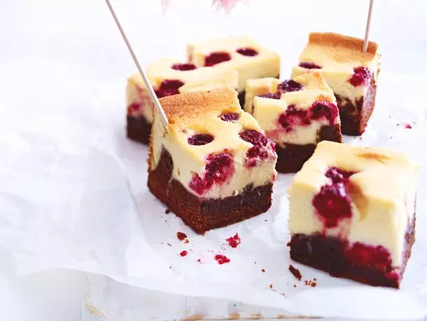 Recept na cheesecake brownies s malinami 47901_1