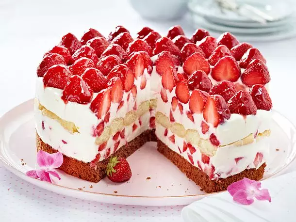 Resipi kek mascarpone strawberi Itali 49335_1