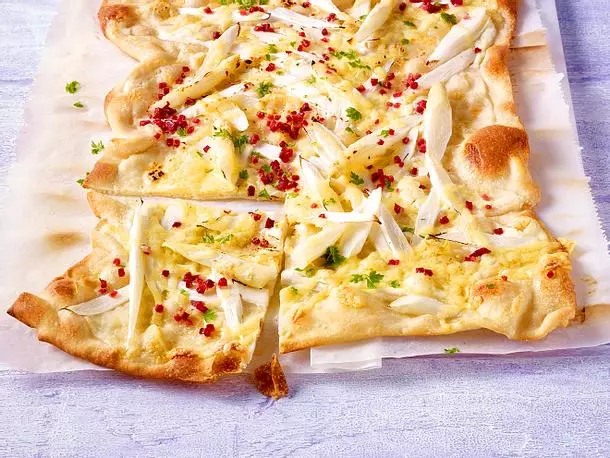 Resep Asparagus Tarte Flambée 49784_1