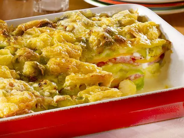 Resep kanggo casserole kentang 49851_1