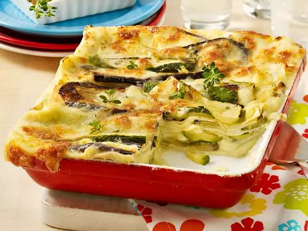 ခရမ်းသီး Zucchini Lasagna ကြော် 5000_1