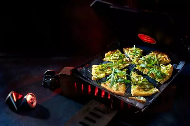 Vår tarte flambée recept 53425_1