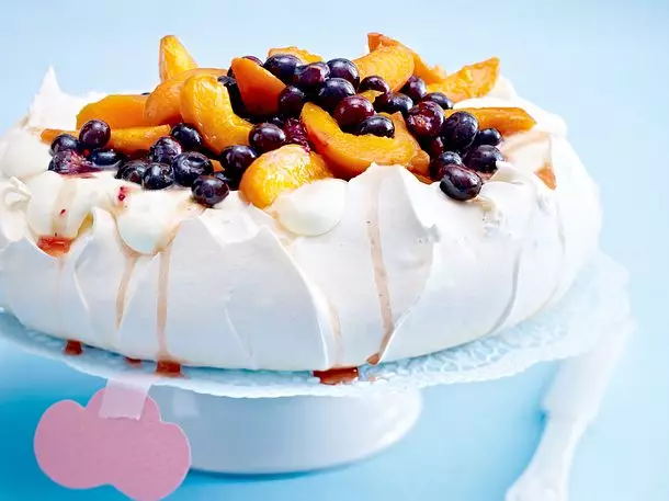 ඇප්රිකොට් බ්ලූබෙරි Pavlova වට්ටෝරුව 54097_1