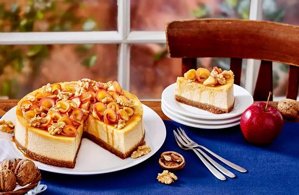 Caramel Apple Cheesecake Recipe 55362_1