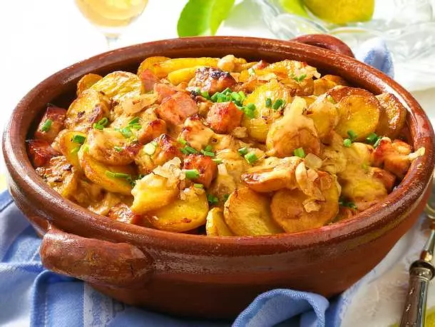 Caçarola de batata frita com receita Kasseler 56369_1