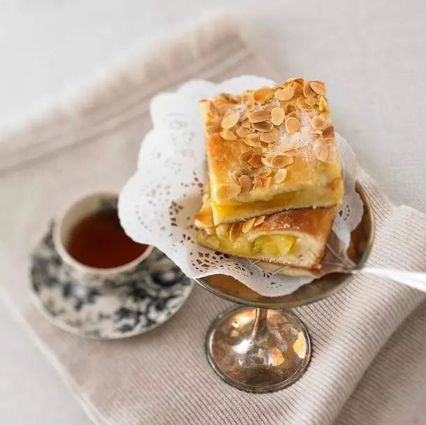 Receta de pastel de mantequilla de manzana cubierto 58575_1