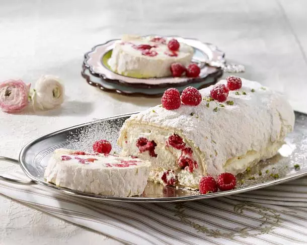 Franbwaz Meringue Roll Recipe 5994_1