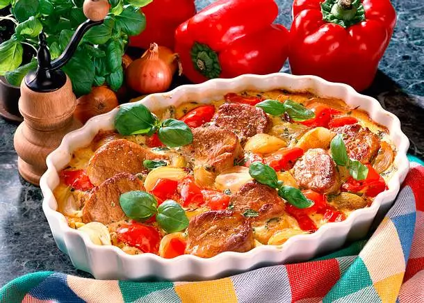 Ricetta della casseruola di verdure del medaglione di maiale colorato 60858_1