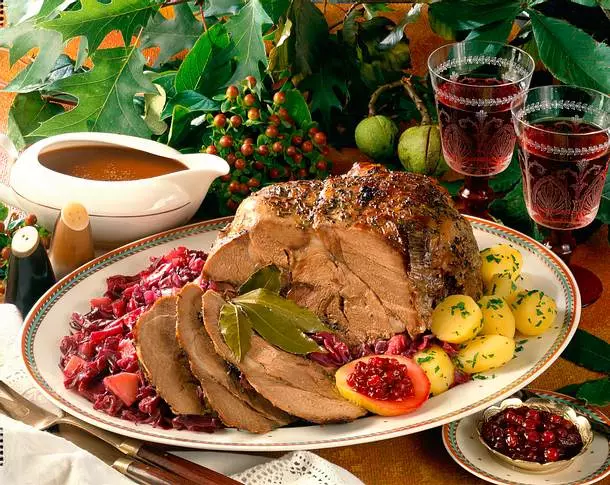 Recipe foar roast op appel reade kool fan wylde boeren 60917_1