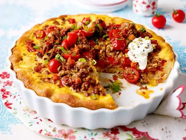 Recepta de quiche de ceba i tomàquet amb carn picada 61257_1