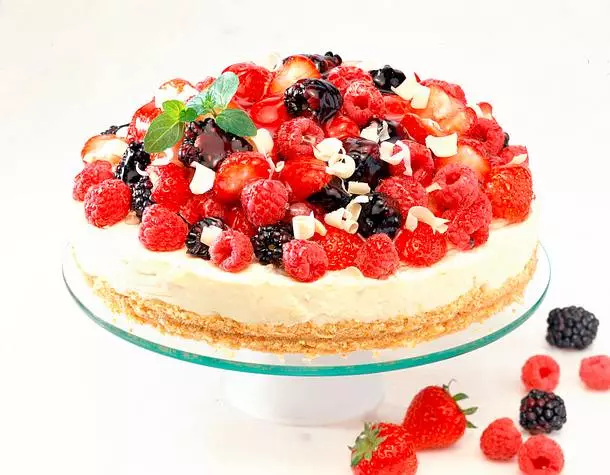 Berry cream cheese cake recipe 62446_1