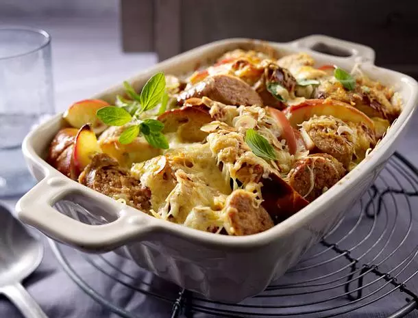 Bratwurst apple casserole fua